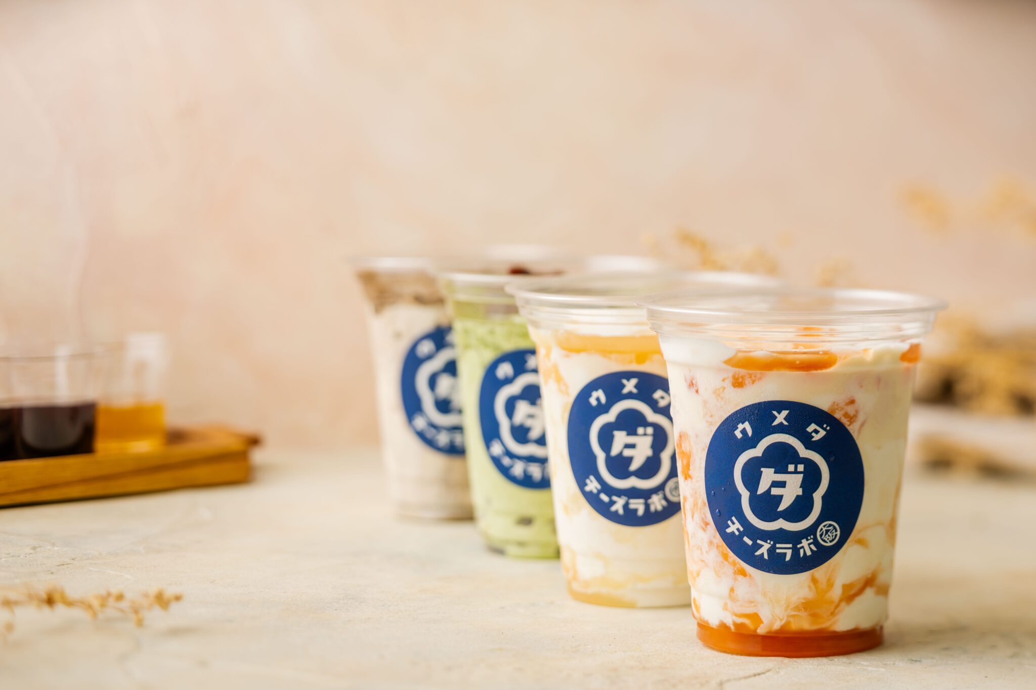 飲めるチーズケーキ - ウメダチーズラボ公式サイト ｜ 新感覚チーズスイーツ